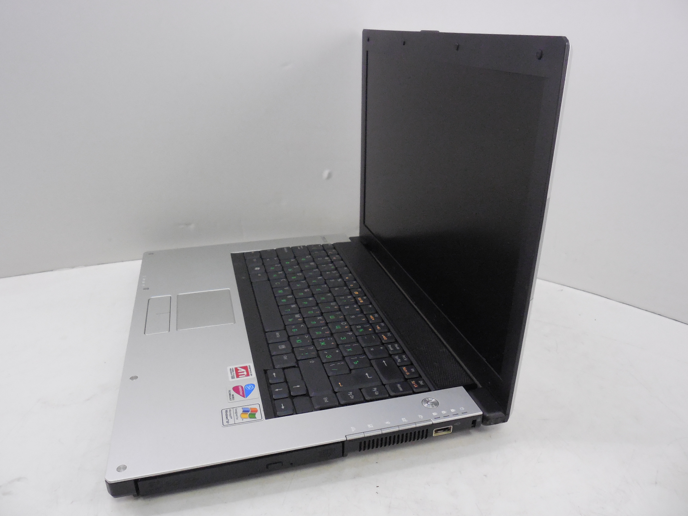 Ноутбук ASUS W1000