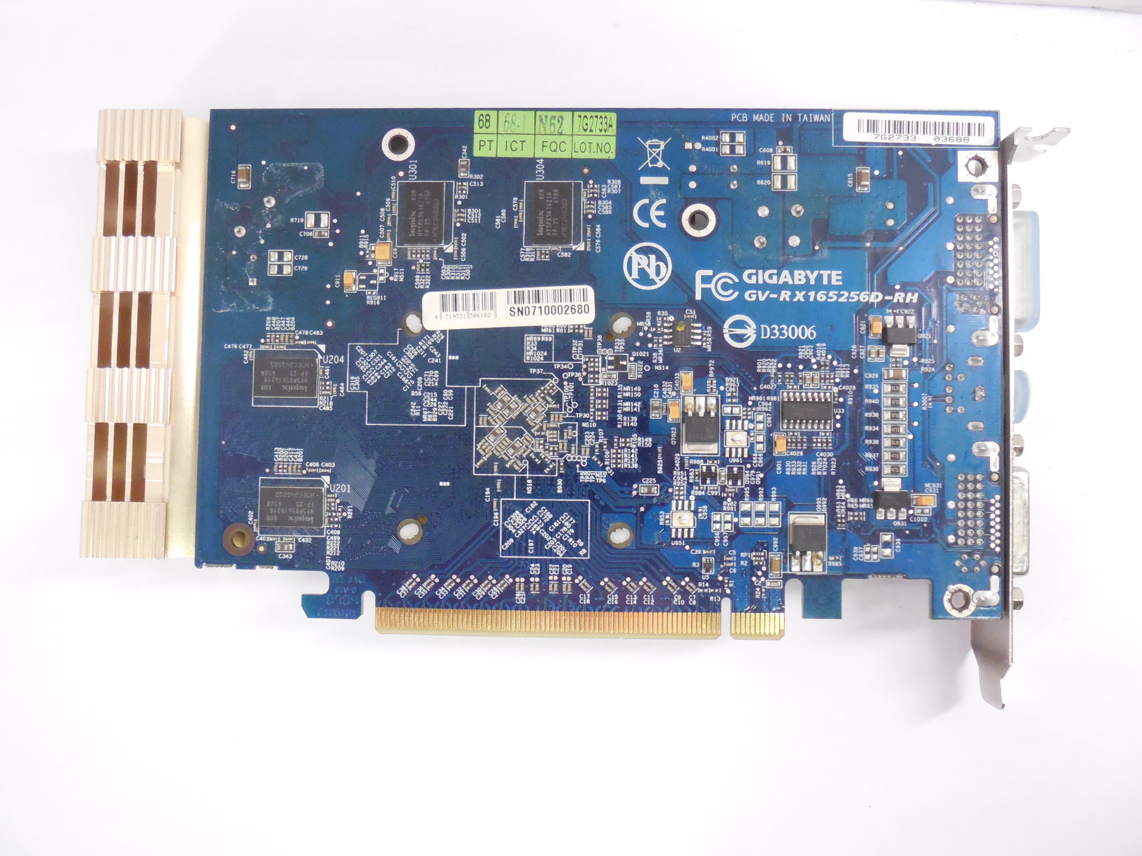 Видеокарта GIGABYTE Radeon X1650 Pro