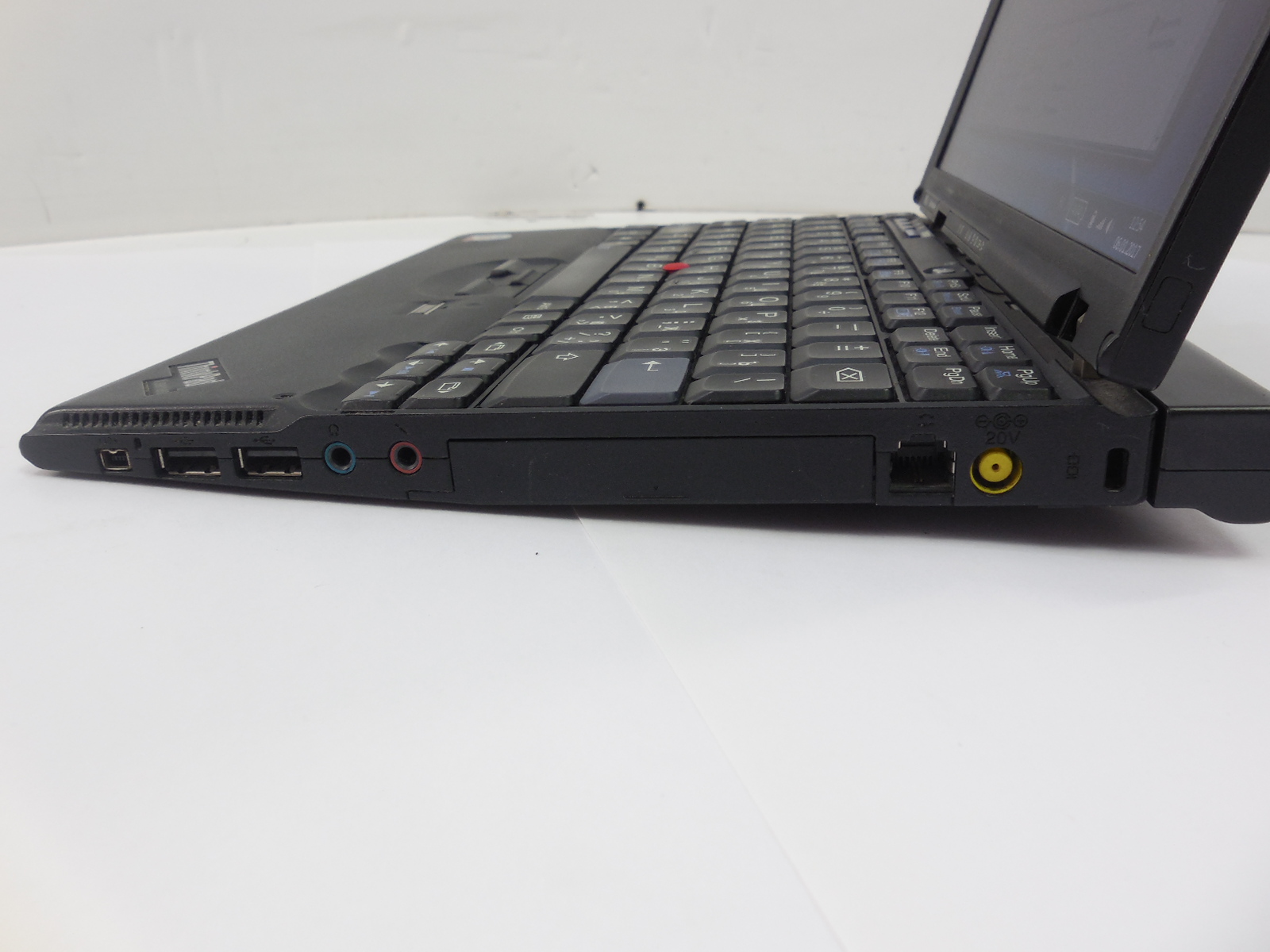 Ноутбук Lenovo ThinkPad X61s