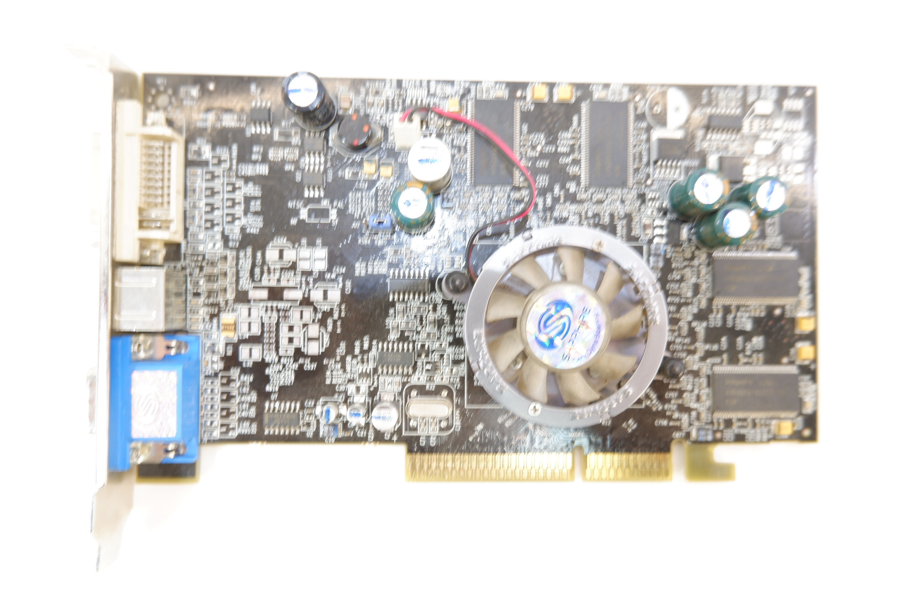 Видеокарта AGP ATI Radeon 9600 XT 256MB 128Bit
