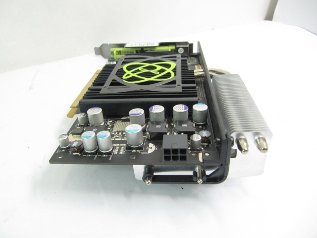 Видеокарта PCI-E XFX GeForce 7950 GT Extreme 512MB