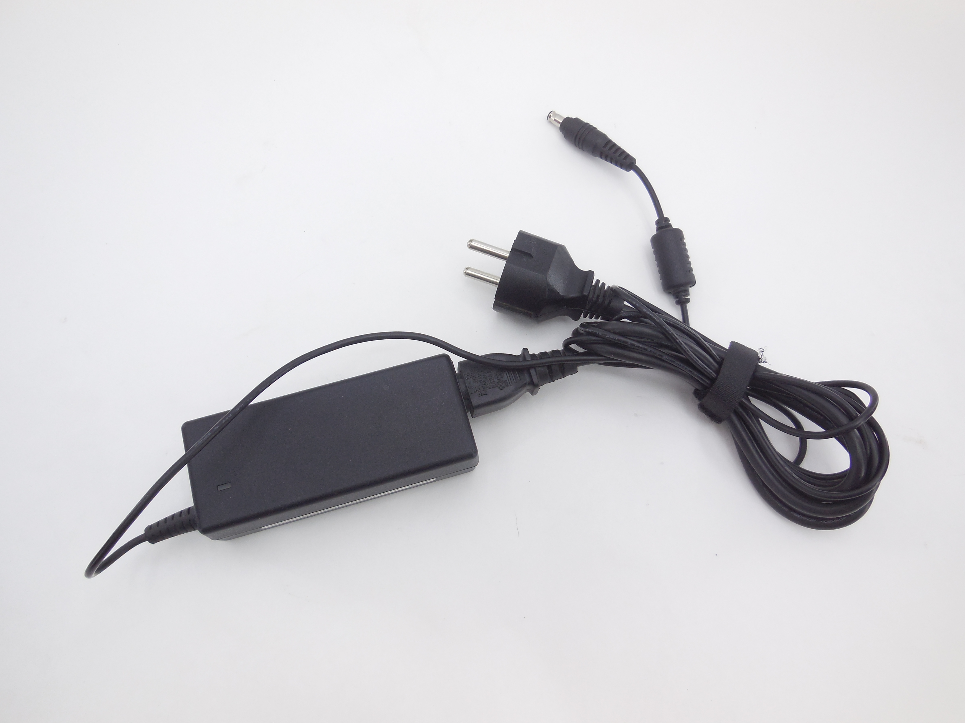 Ноутбук Samsung R425