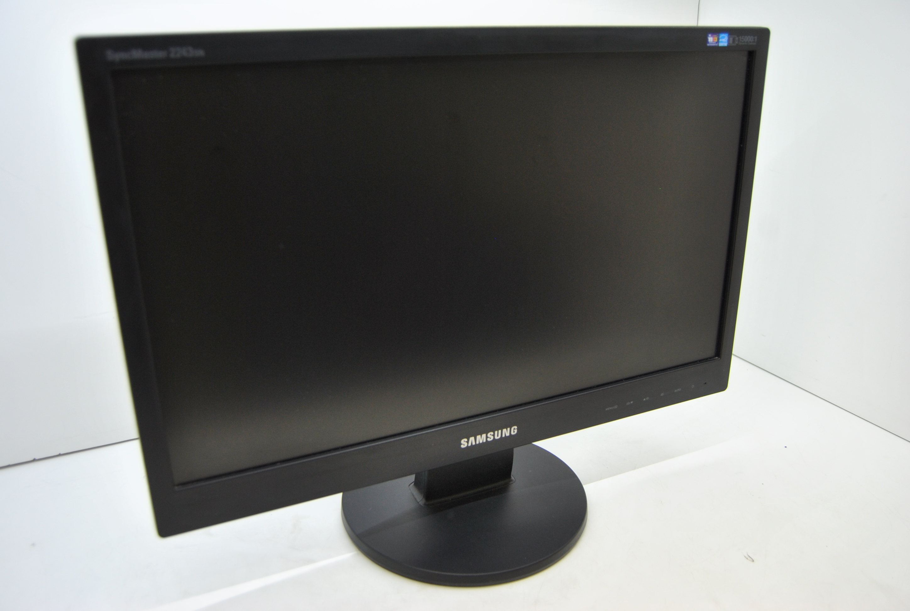 ЖК-монитор 22" Samsung SyncMaster 2243NW