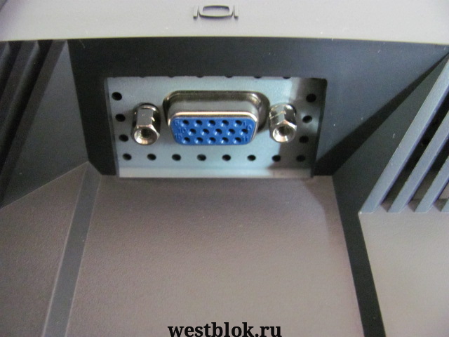 ЖК-монитор 17" IBM L170