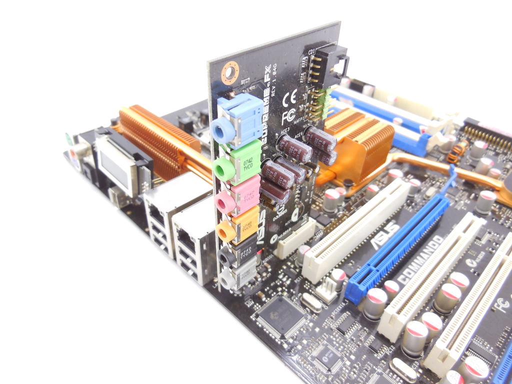 Материнская плата ASUS RoG Commando